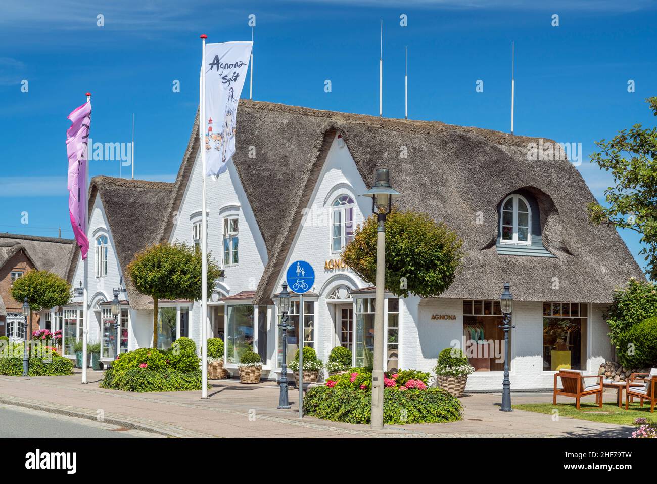 Friesian house in Kampen, Sylt Island, Schleswig-Holstein, Germany ...