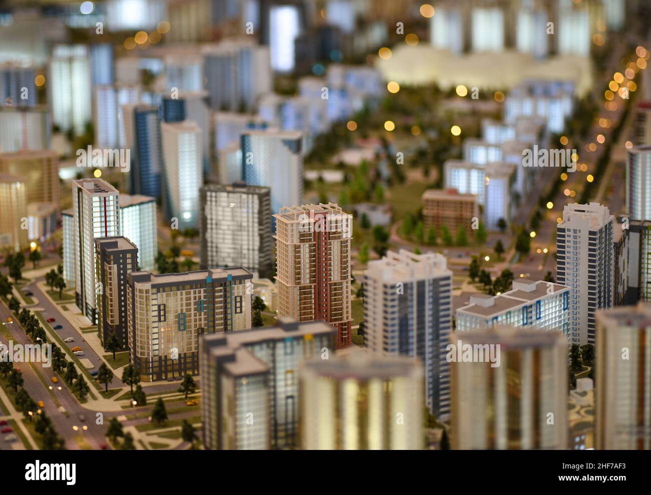 Scale model of city building with roads Stock Photo - Alamy