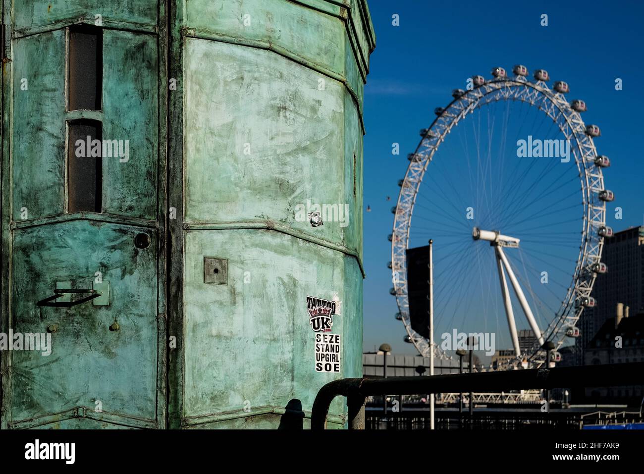 Thames Tide Measurement Post Stock Photo - Alamy