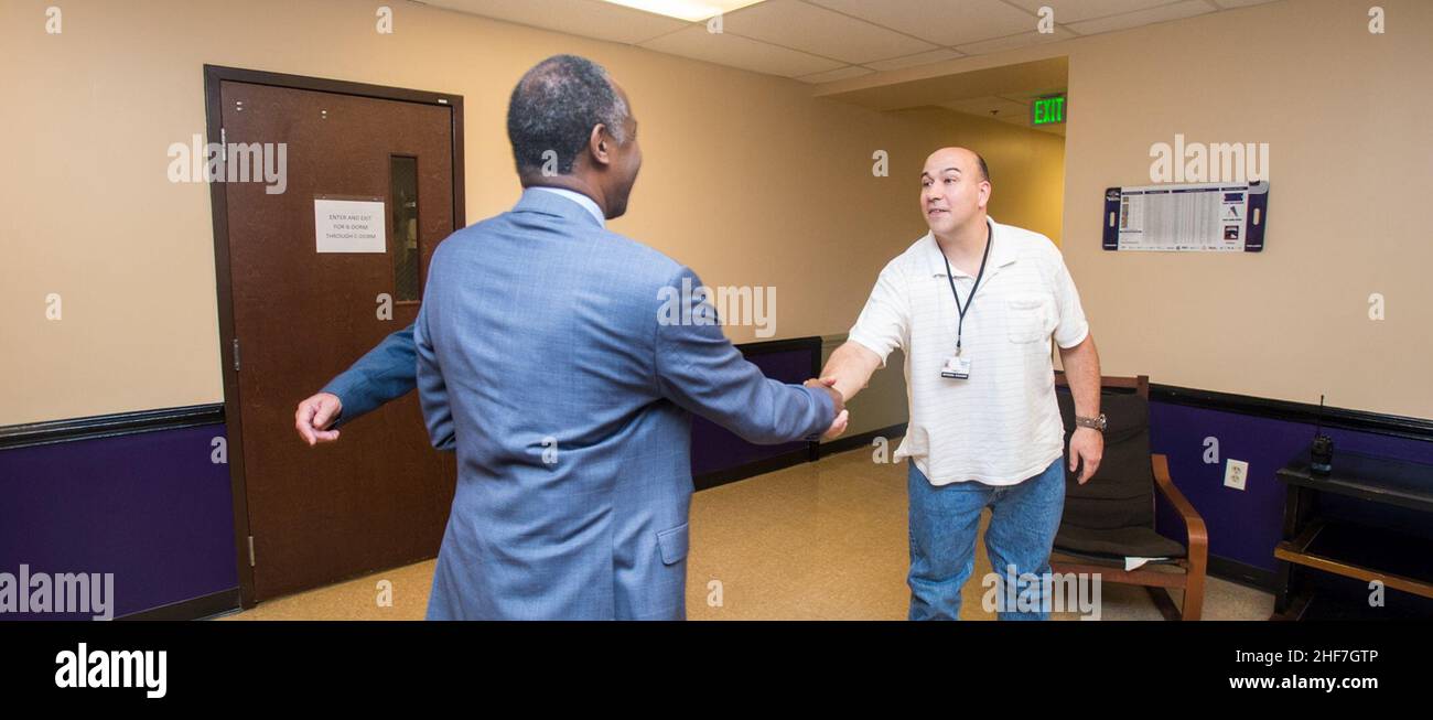 Secretary Carson visits Helping Up Mission in Baltimore (24293325678 ...