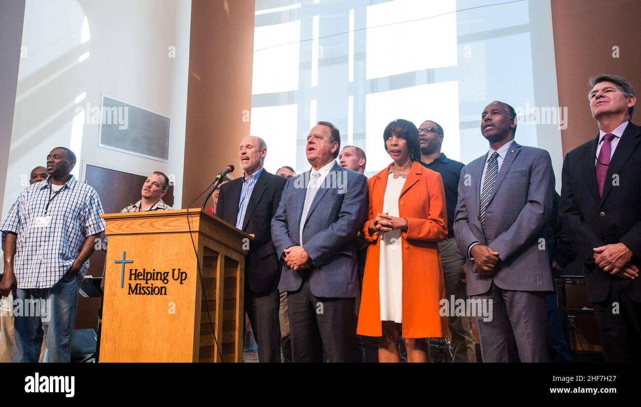 Secretary Carson visits Helping Up Mission in Baltimore (38113762662 ...