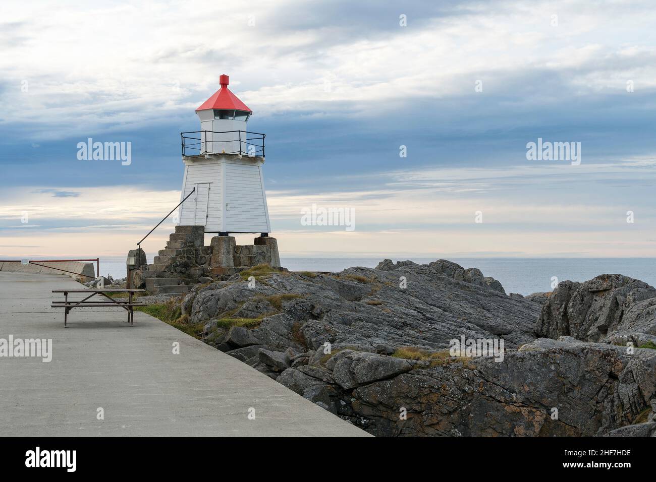 Norway, Lofoten, Austvågøya, Laukvik fishing village, lighthouse Stock ...