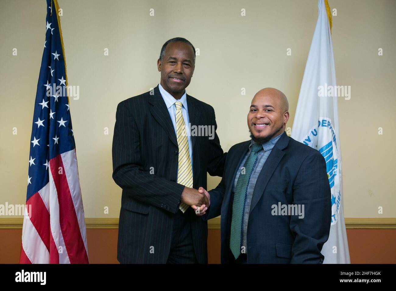 Secretary Carson visits Atlanta Field Office (26469425609 Stock Photo ...