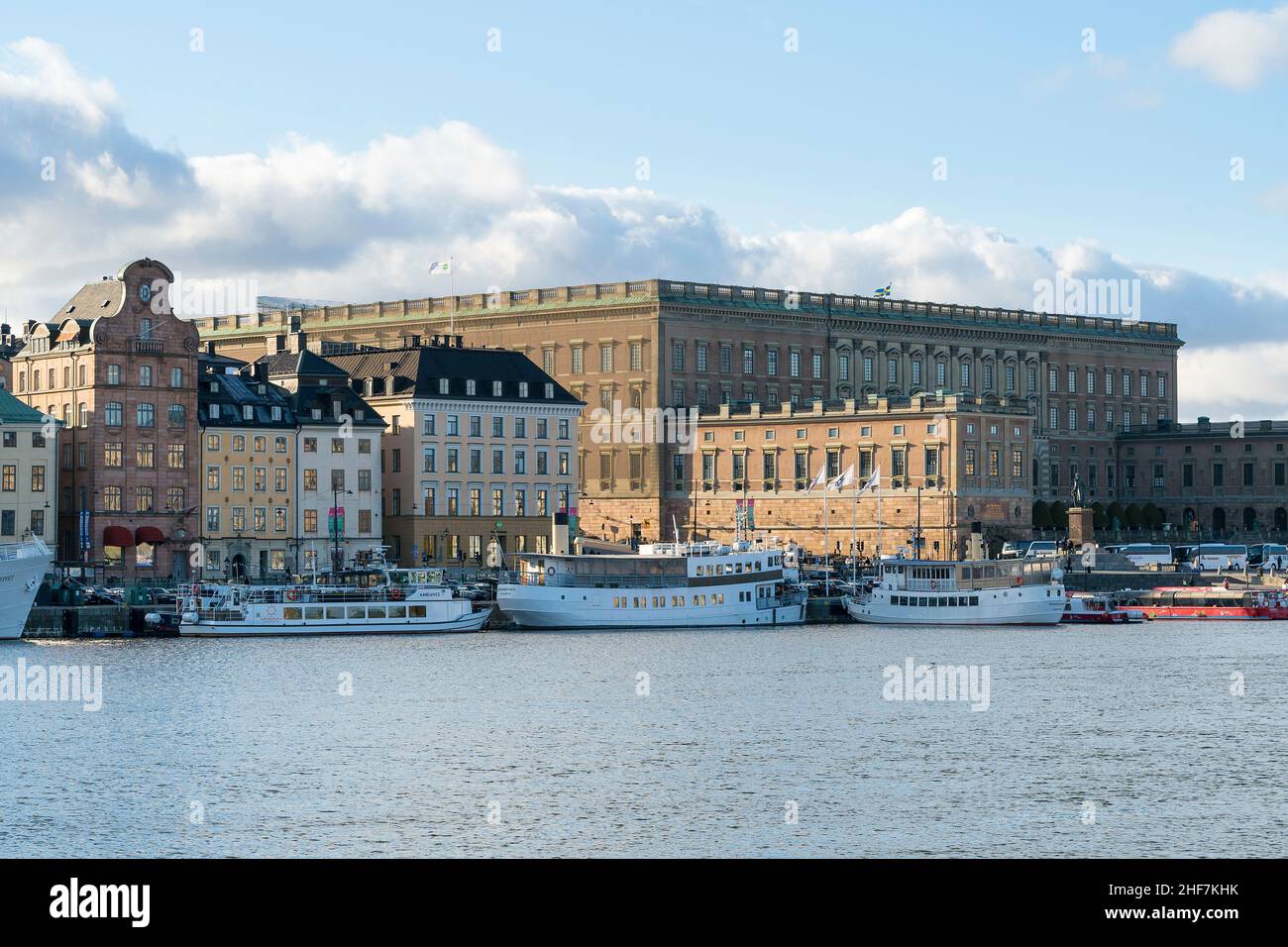 Sweden, Stockholm, Skeppsholmen, view to the Royal Palace Stock Photo ...