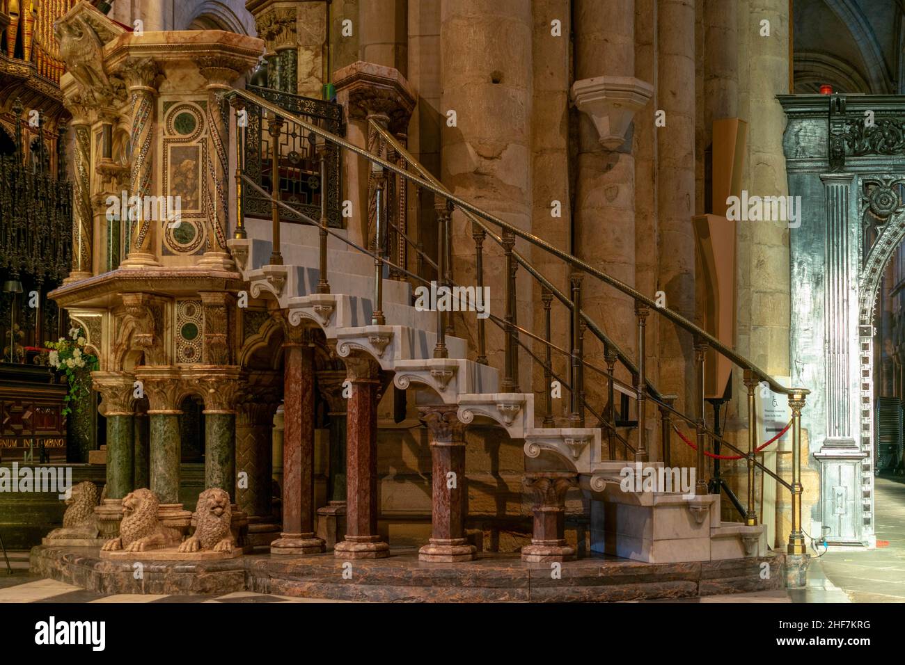 Durham cathedral architecture hi-res stock photography and images - Alamy