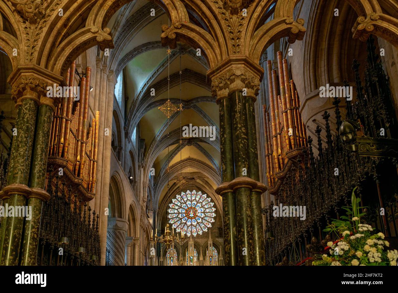 Durham cathedral interior hi-res stock photography and images - Alamy