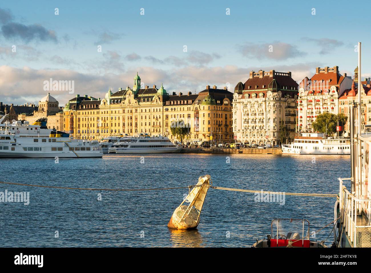 Sweden, Stockholm, Skeppsholmen, historic harbor, view to Östermalm ...
