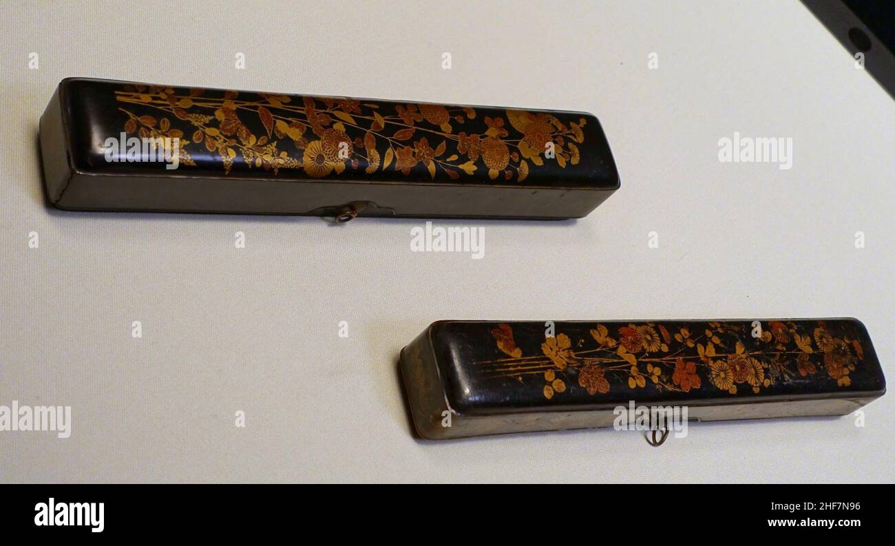 Scroll boxes with autumn grass design, Azuchi-Momoyama to Edo period ...