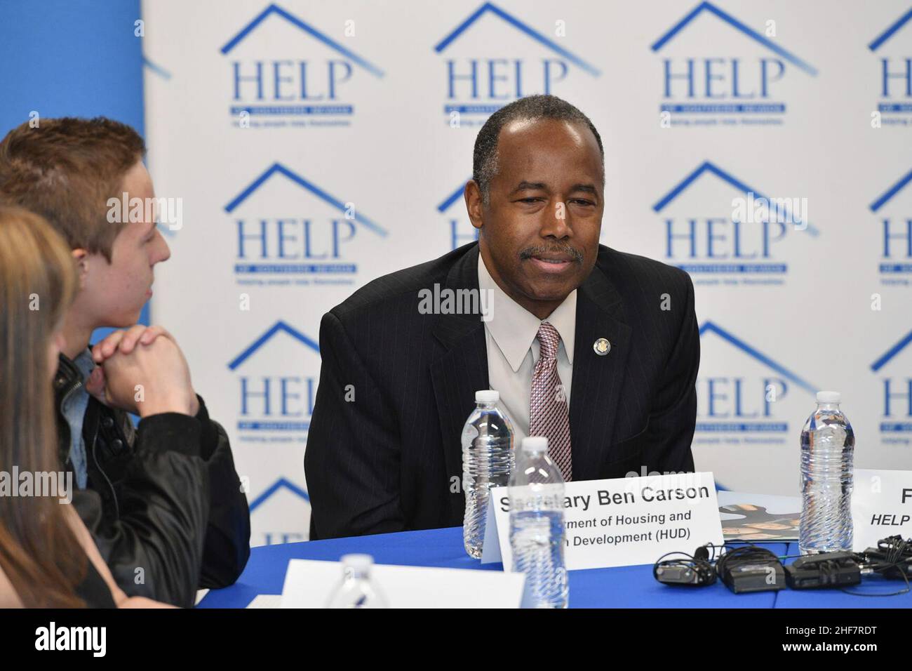 Secretary Carson Visits Las Vegas, Nevada (40954800785 Stock Photo - Alamy