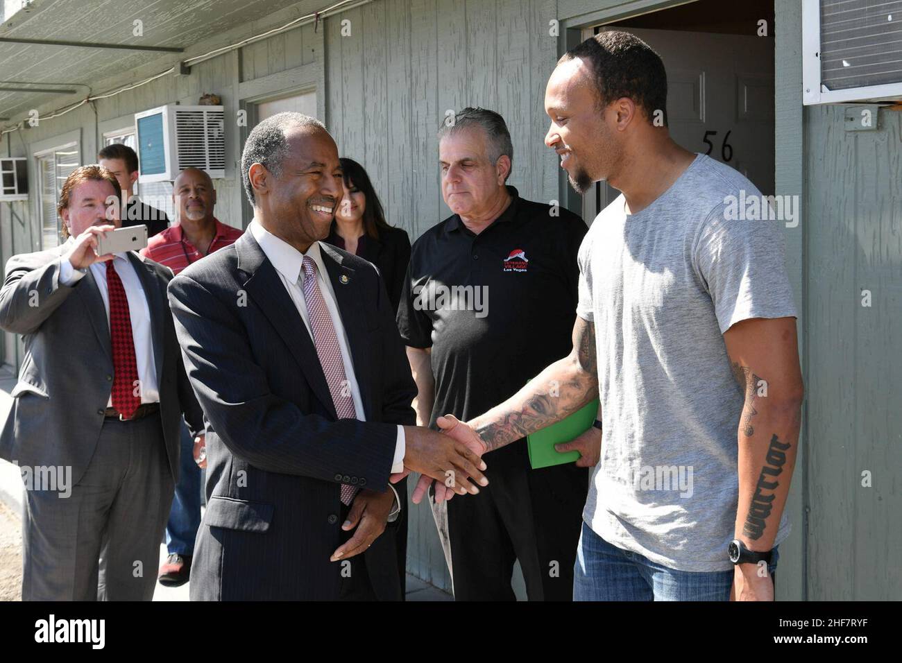 Secretary Carson Visits Las Vegas, Nevada (40954842995 Stock Photo - Alamy
