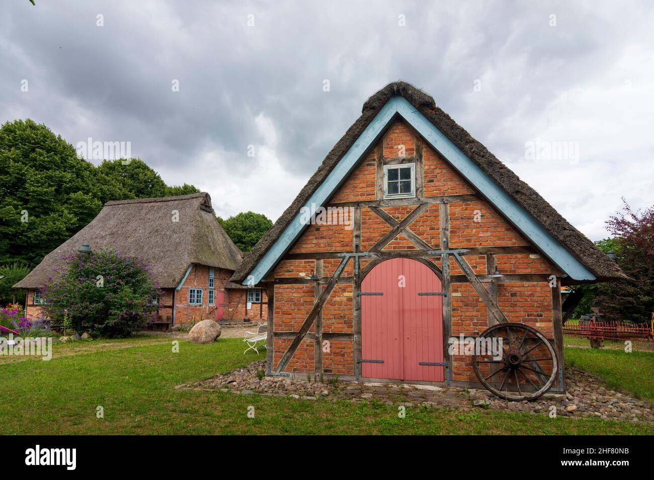 Half timberd brick stone houses hi-res stock photography and images - Alamy