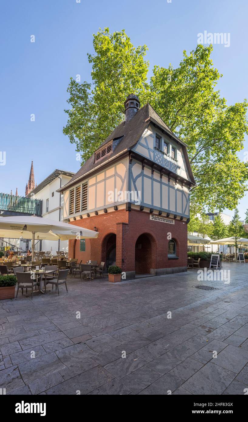 Backerbrunnen Die Altstadtkneipe Wiesbaden