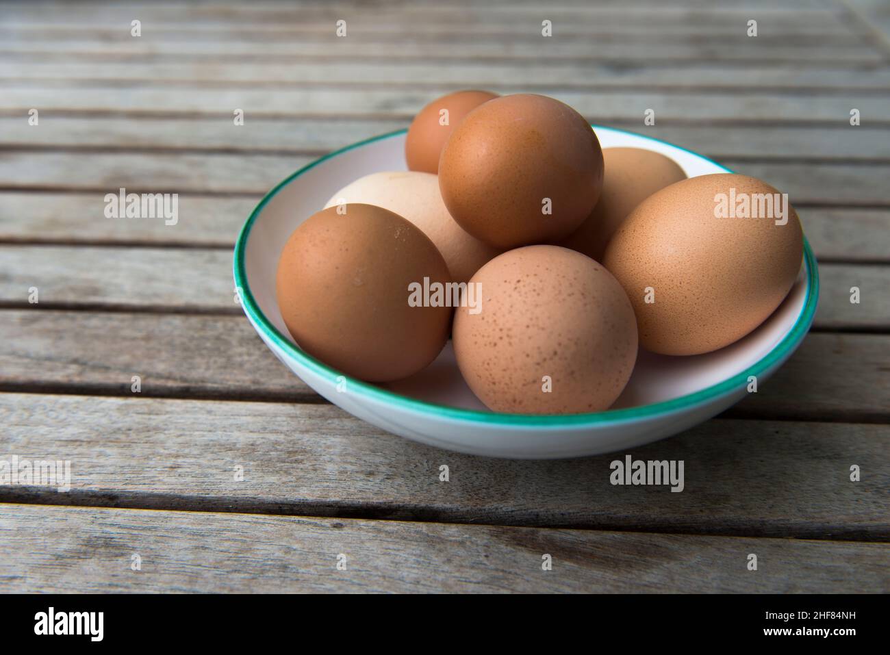 fresh eggs, chicken eggs, shell Stock Photo - Alamy
