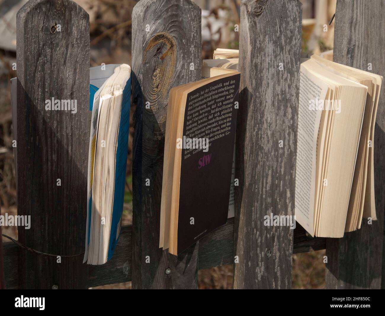 Dried in air hi-res stock photography and images - Alamy