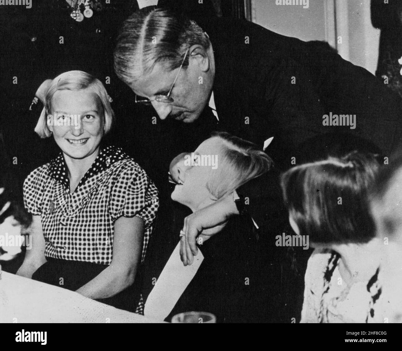 Kurt schuschnigg hi-res stock photography and images - Alamy