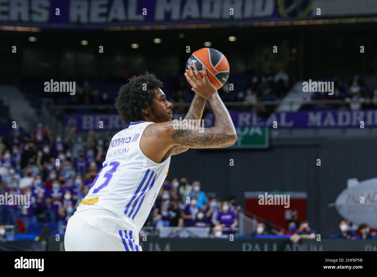 Turkish airlines trey thompkins hi-res stock photography and images - Alamy
