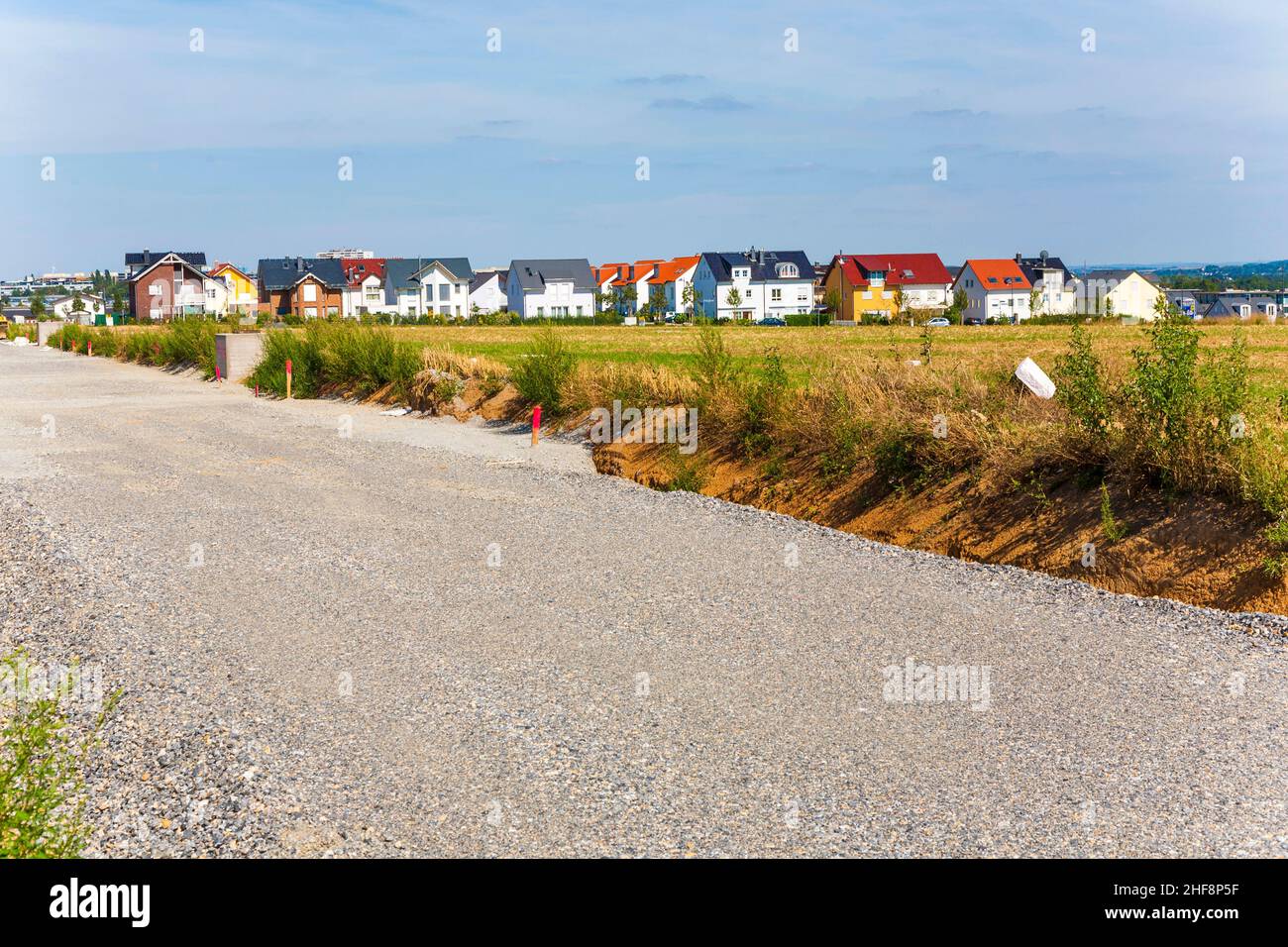 new housing area in beautiful landscape Stock Photo - Alamy
