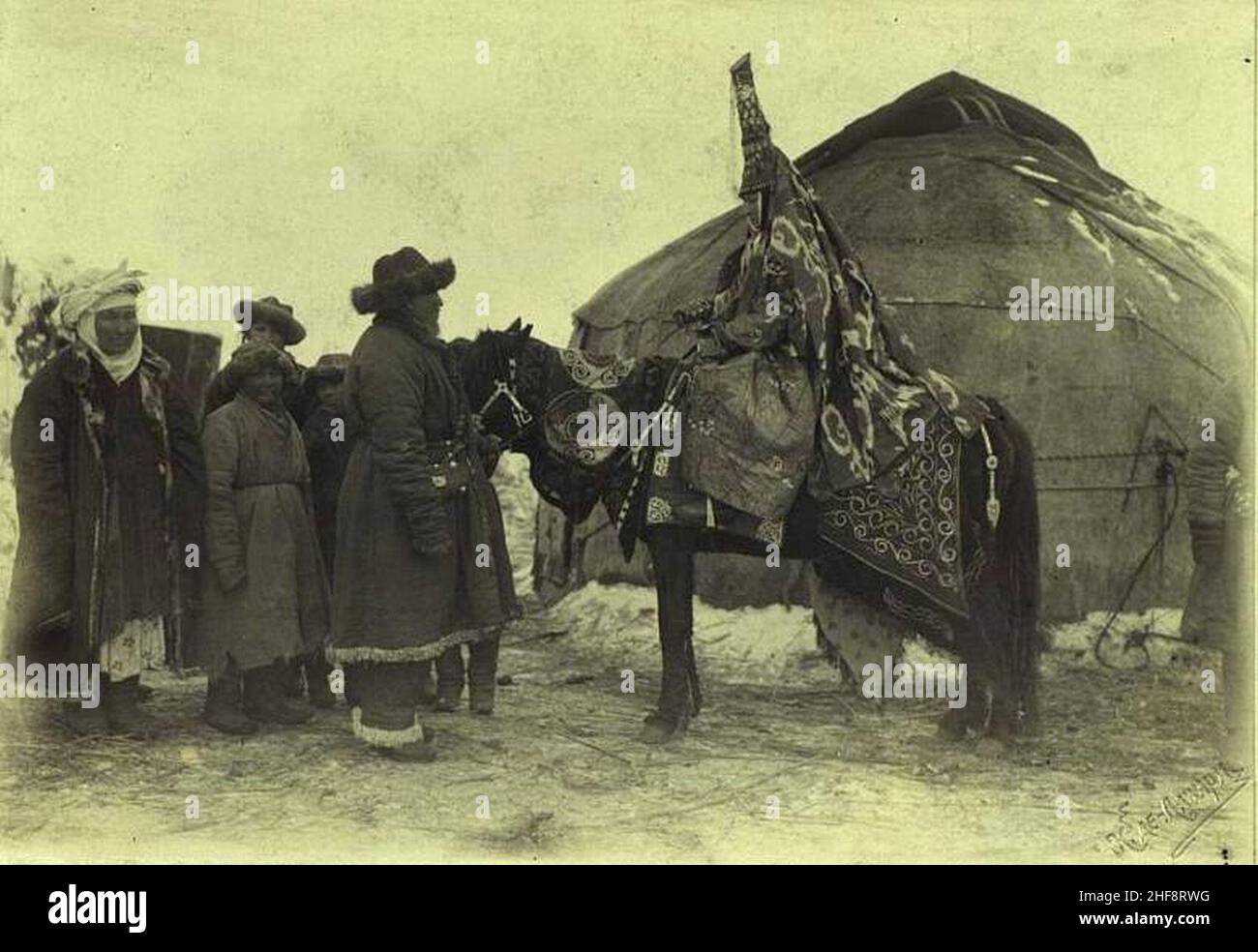 Saukele, Kasakh nomades, 19th century Stock Photo - Alamy