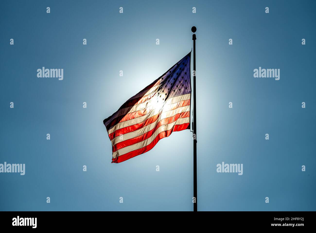 American flag backlit sun hi-res stock photography and images - Alamy