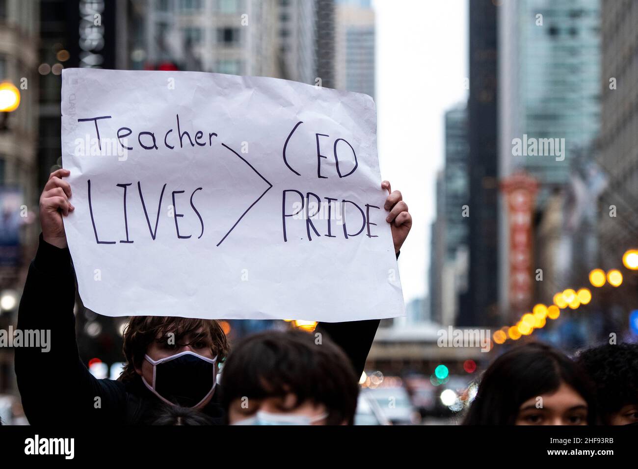 Chicago Public Schools (CPS) students shut down an intersection during ...