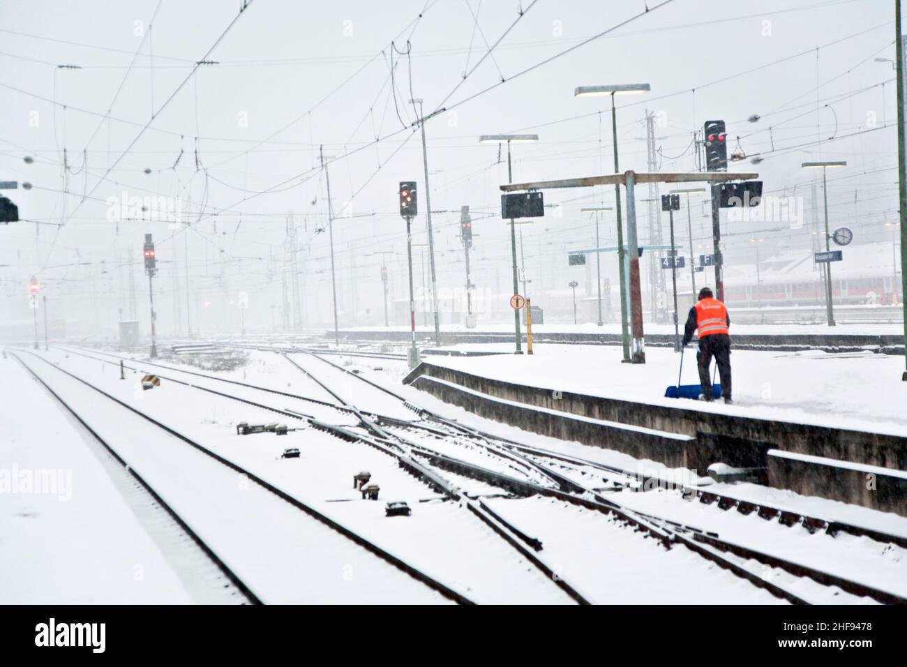 Snow blower train hi-res stock photography and images - Alamy