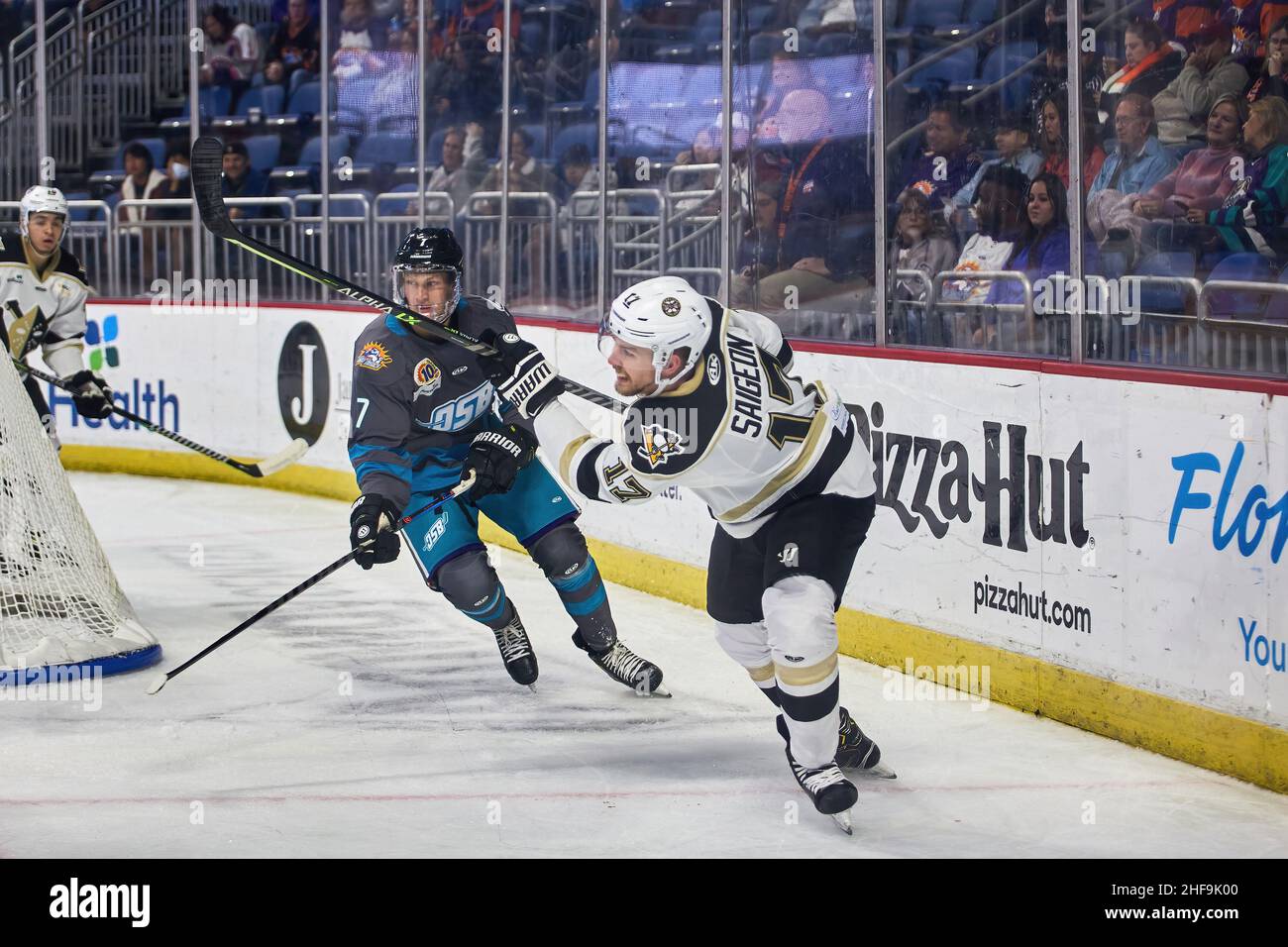 Orlando, Florida, USA. 14th Jan. 2022. 7 Tyler Bird, 17WN Brandon ...
