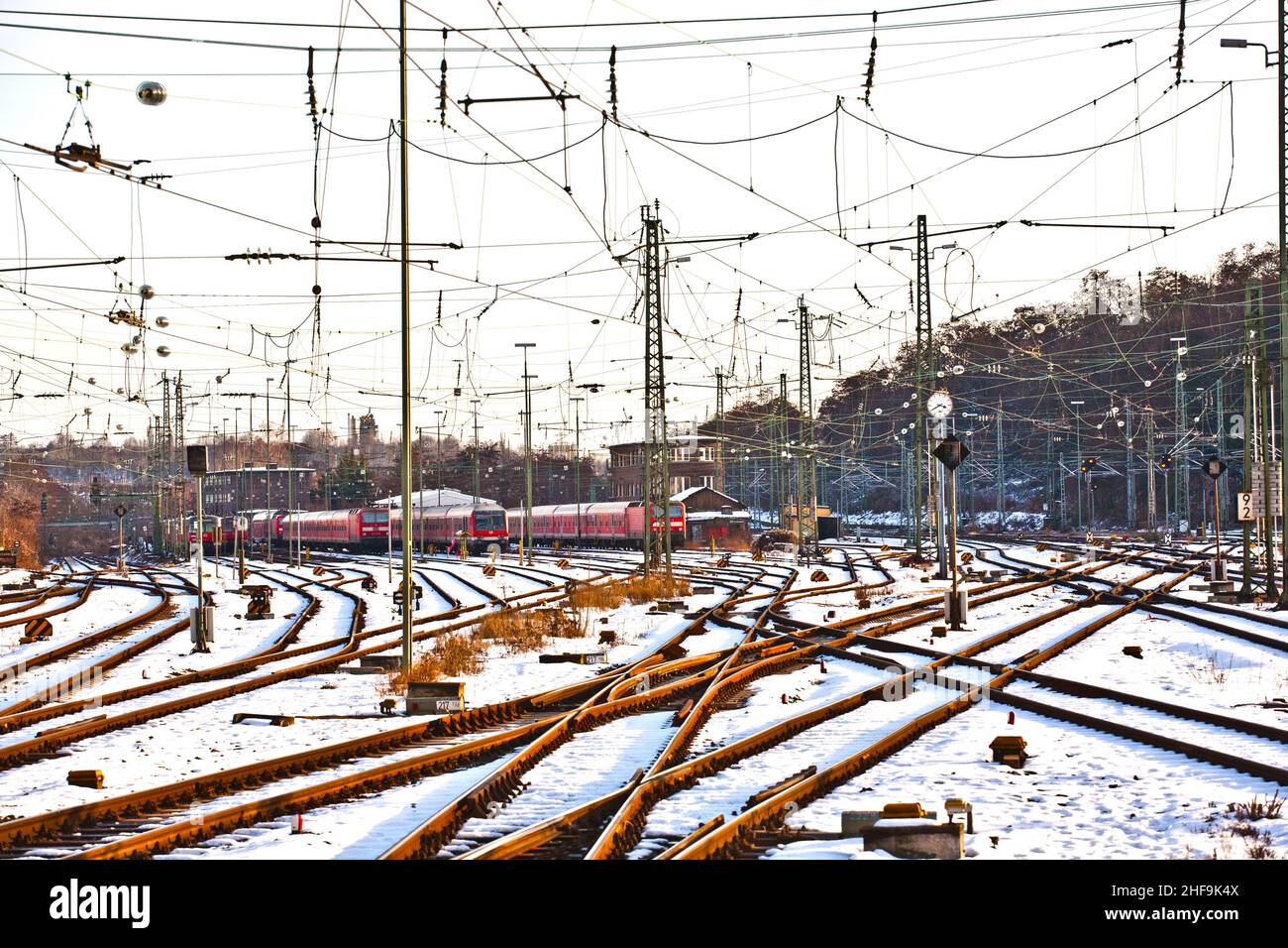 rails in winter at the station Stock Photo - Alamy