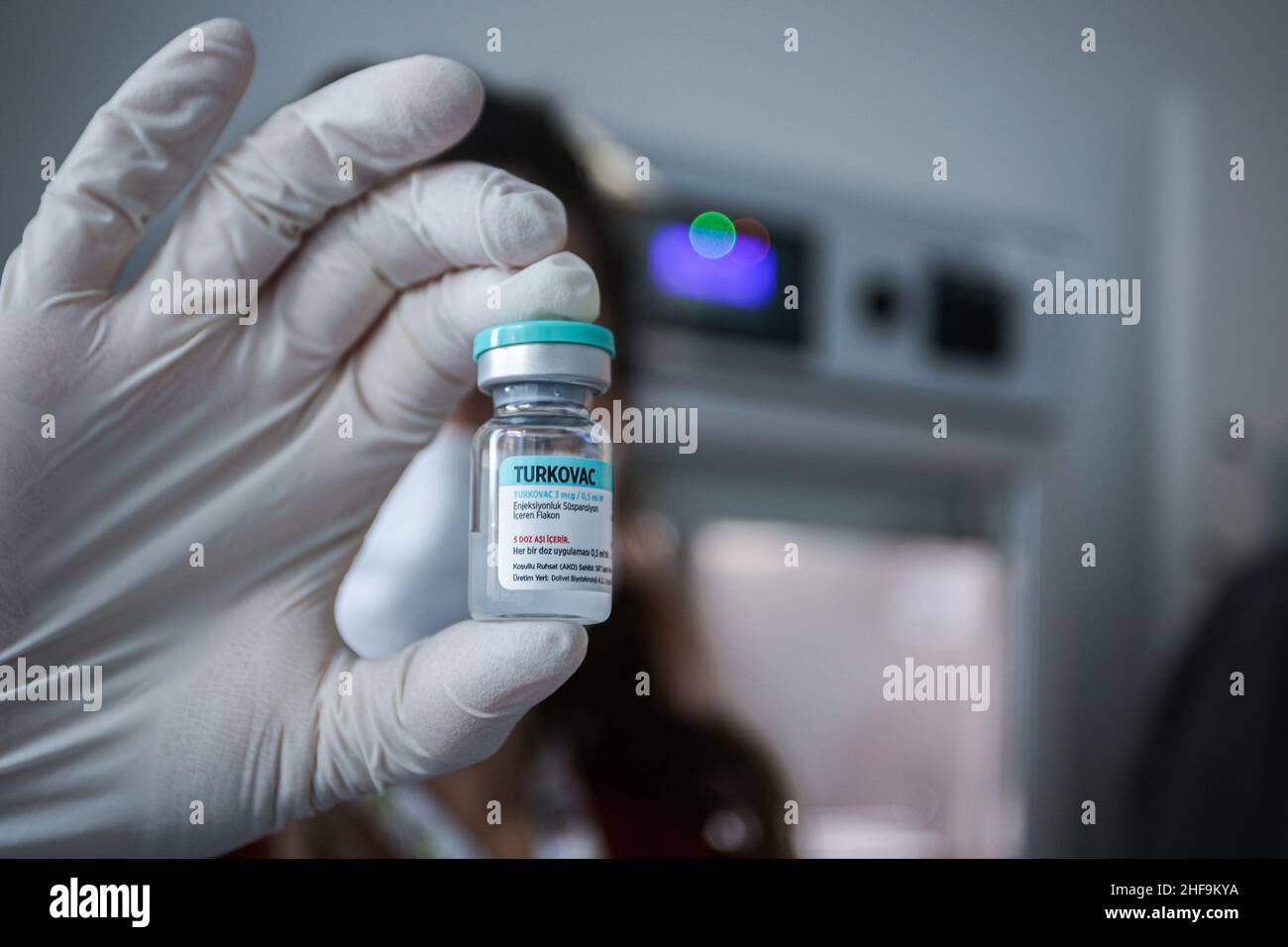 Ankara, Turkey. 14th Jan, 2022. A nurse holds a vial containing ...