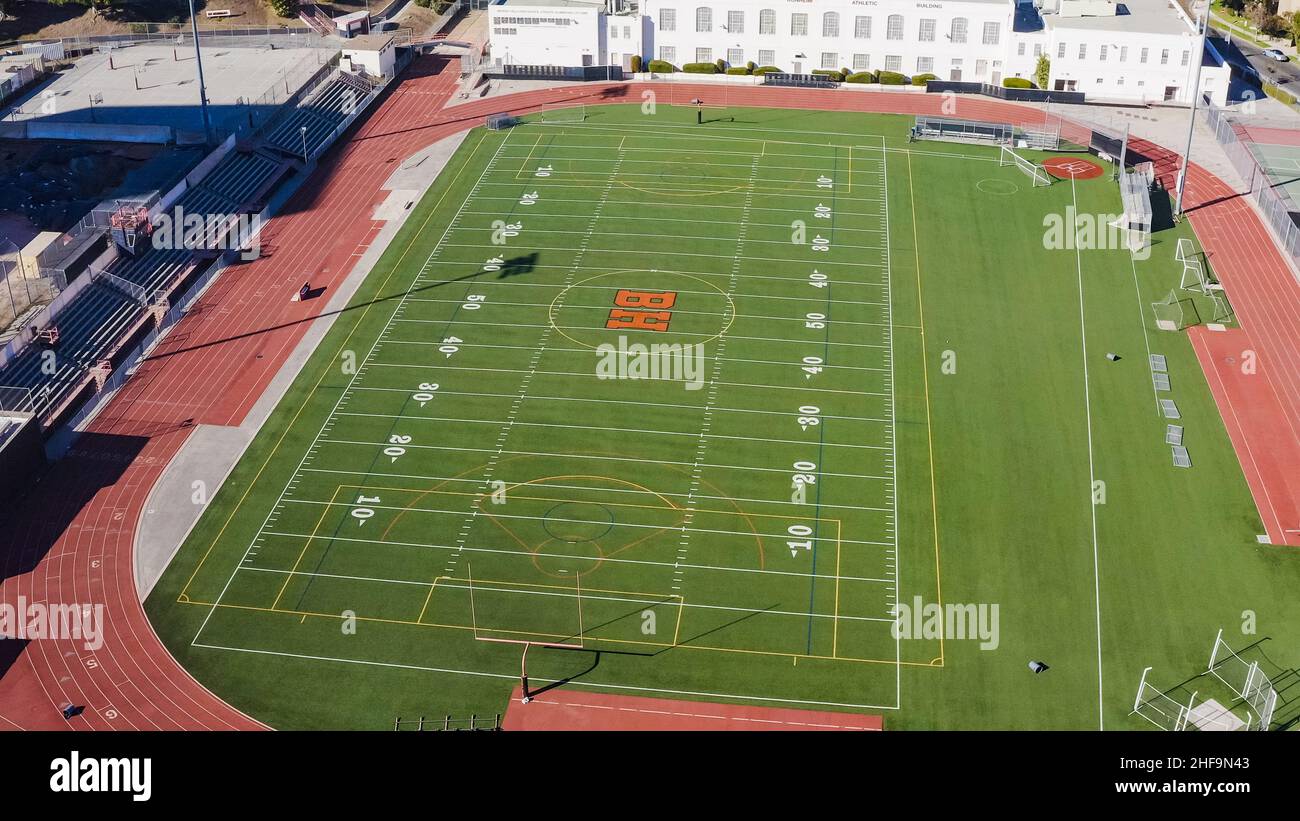 American football field aerial hi-res stock photography and images - Alamy