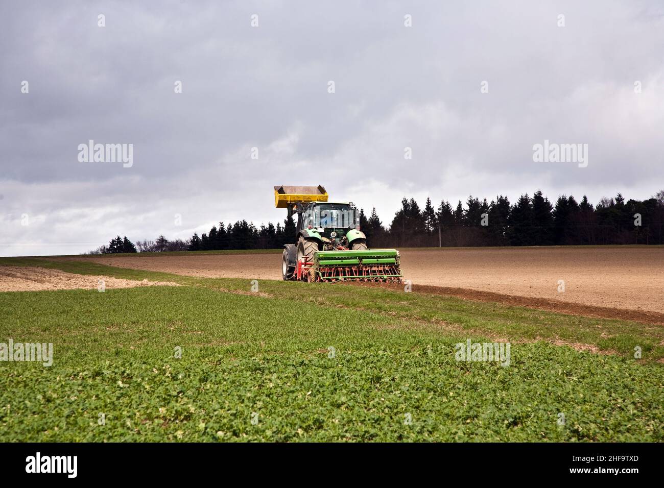 Field acre tractor farmer hi-res stock photography and images - Alamy