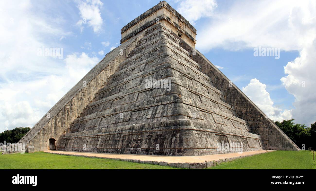 Temple of Kukulcan El Castillo in the center of the archaeological site ...