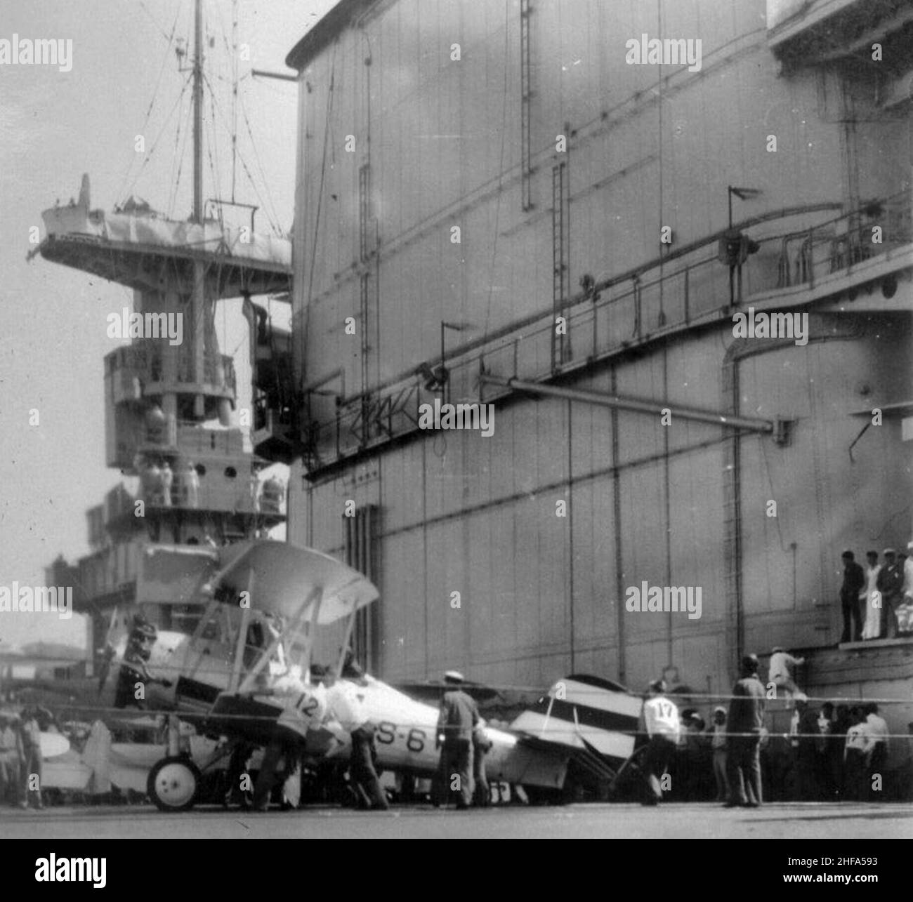 Scout plane on USS Saratoga (CV-3) c1928 Stock Photo - Alamy