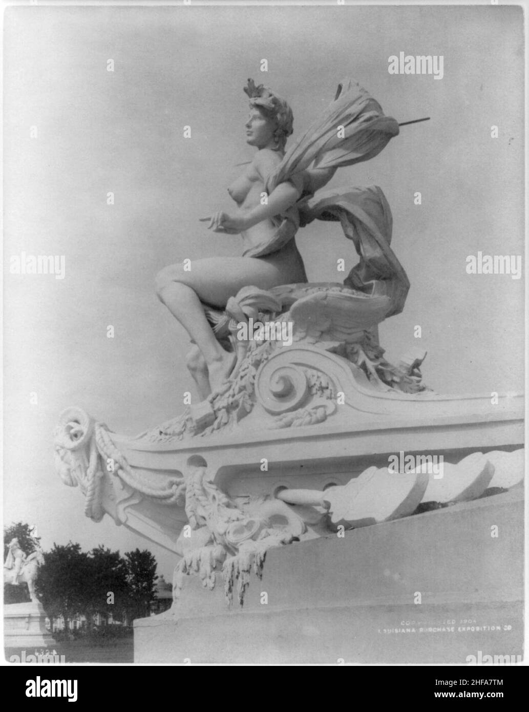 Sculptured figure hi-res stock photography and images - Alamy