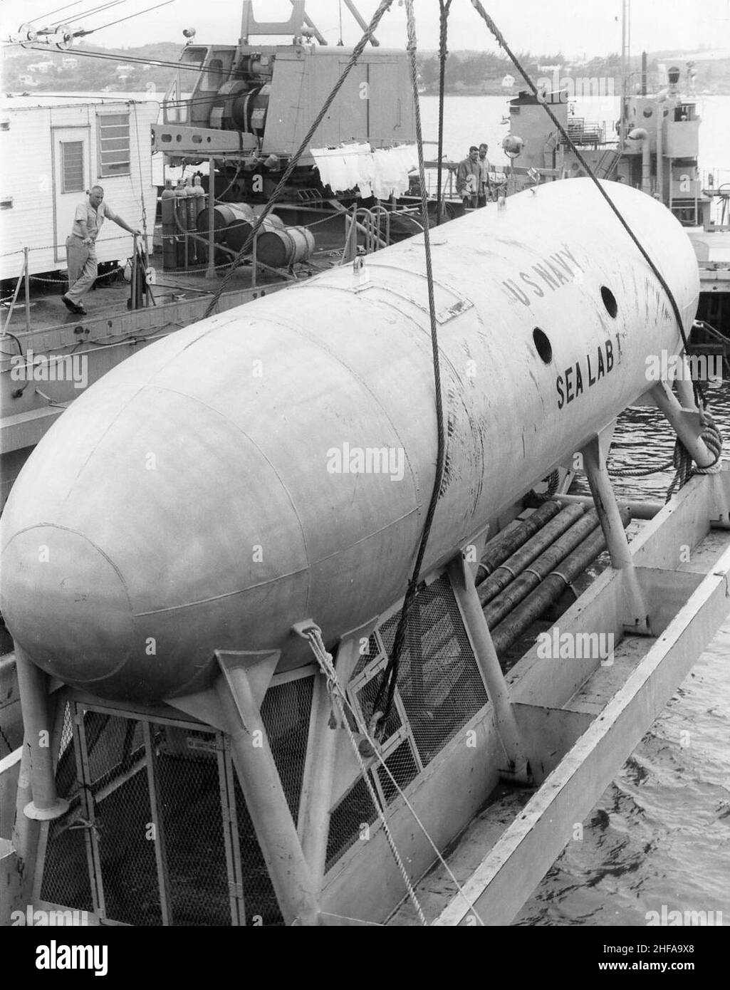 Sealab hi-res stock photography and images - Alamy