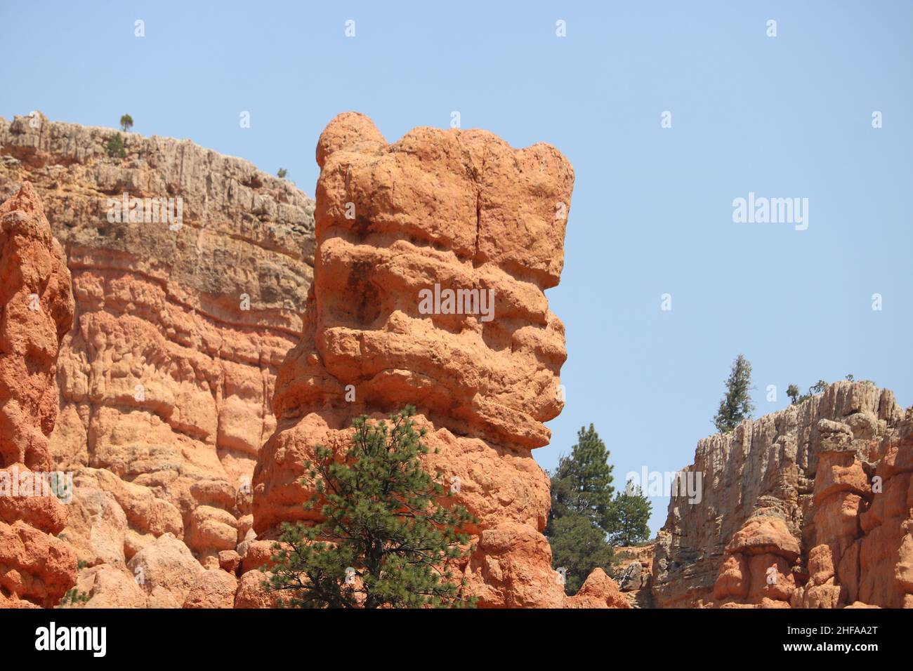 I can see faces in the rocks Stock Photo - Alamy
