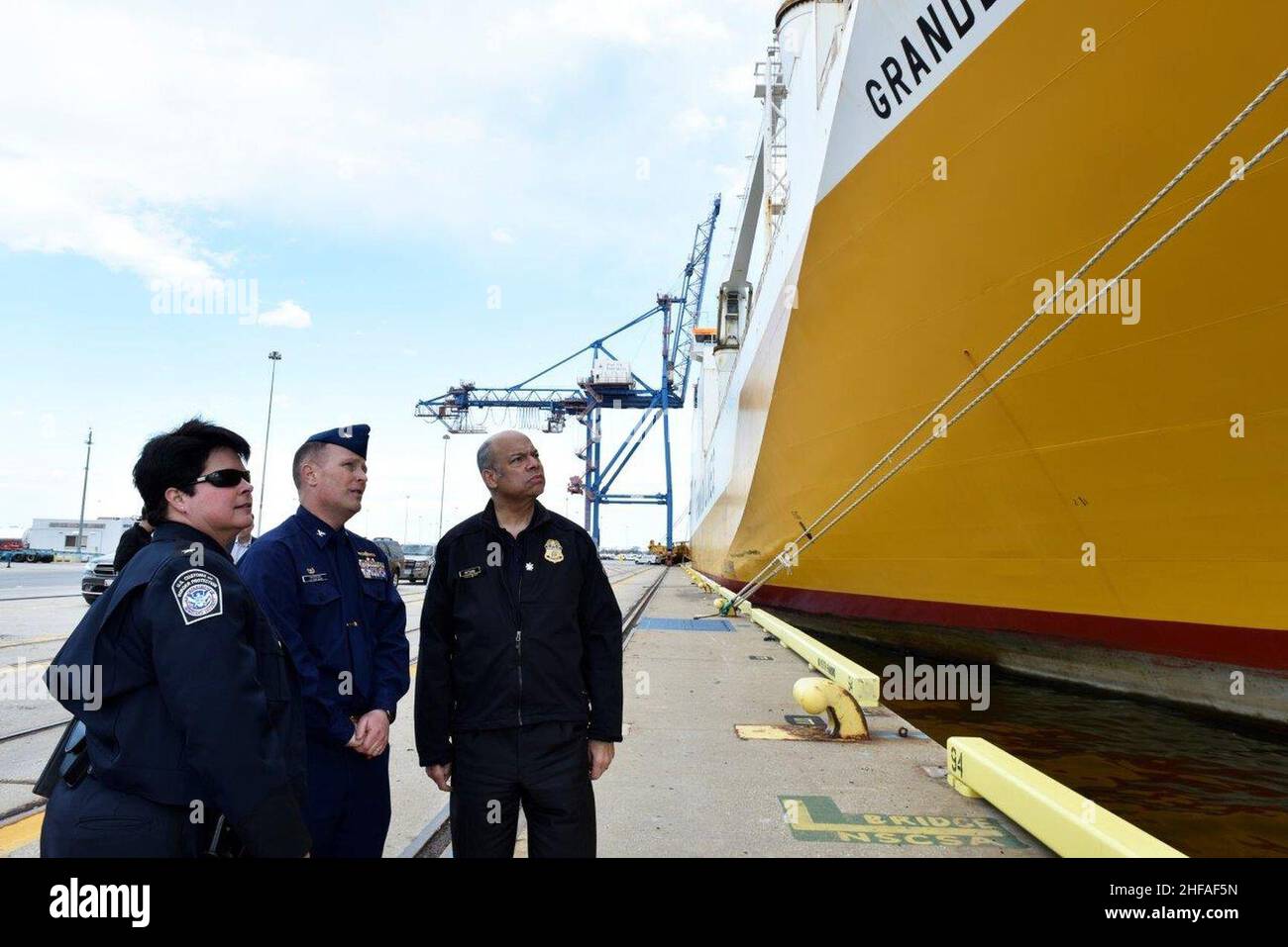 Secretary Johnson Visits CBP USCG Employees at Port of Baltimore ...