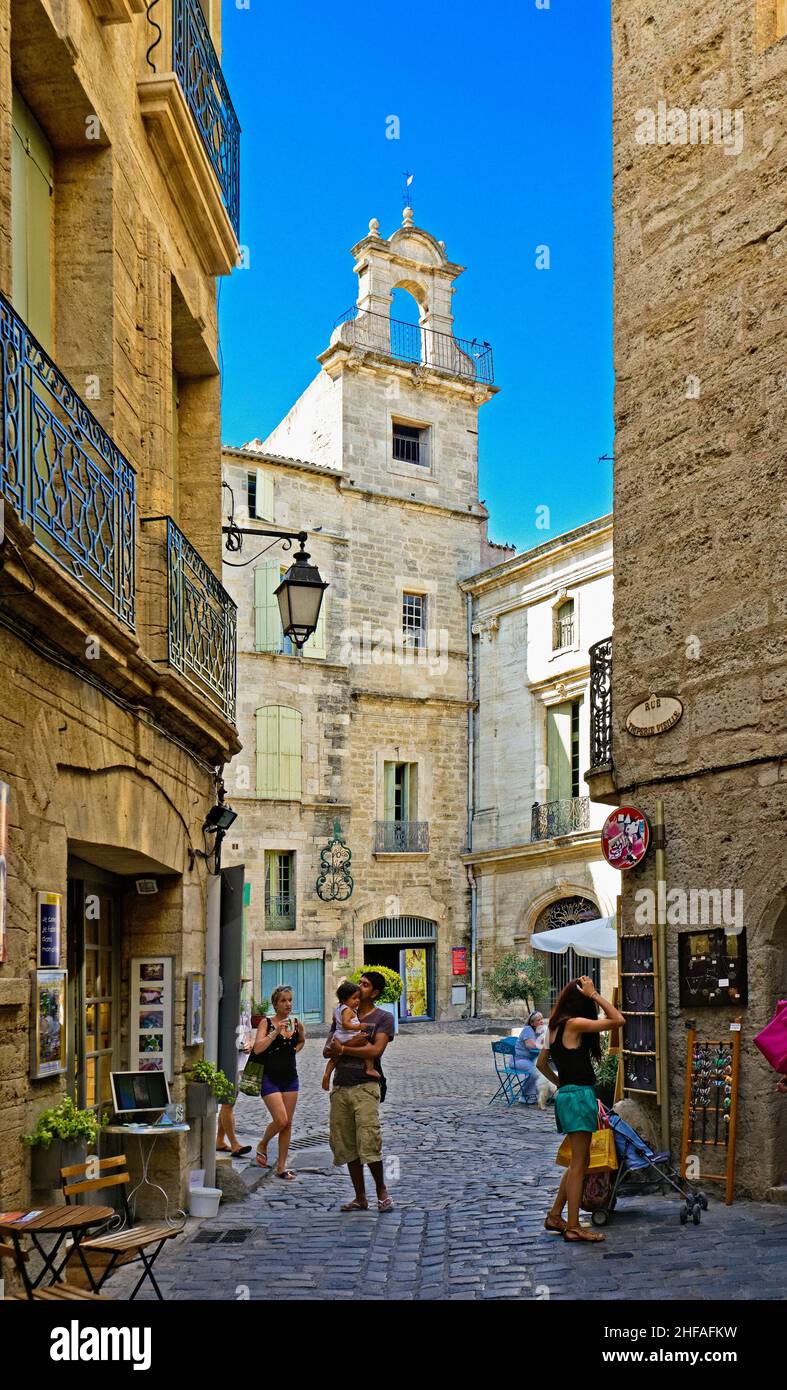 FRANCE. HERAULT (34) PEZENAS. GAMBETTA SQUARE FROM TRIPERIE OLD STREET ...