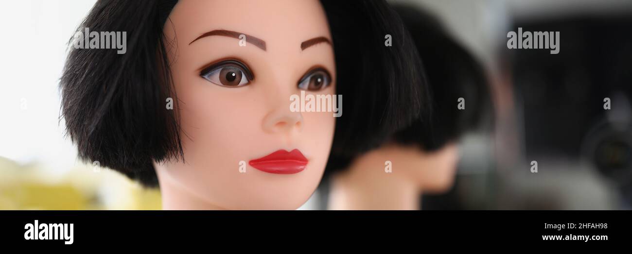 Female manikin with makeup near the mirror Stock Photo - Alamy