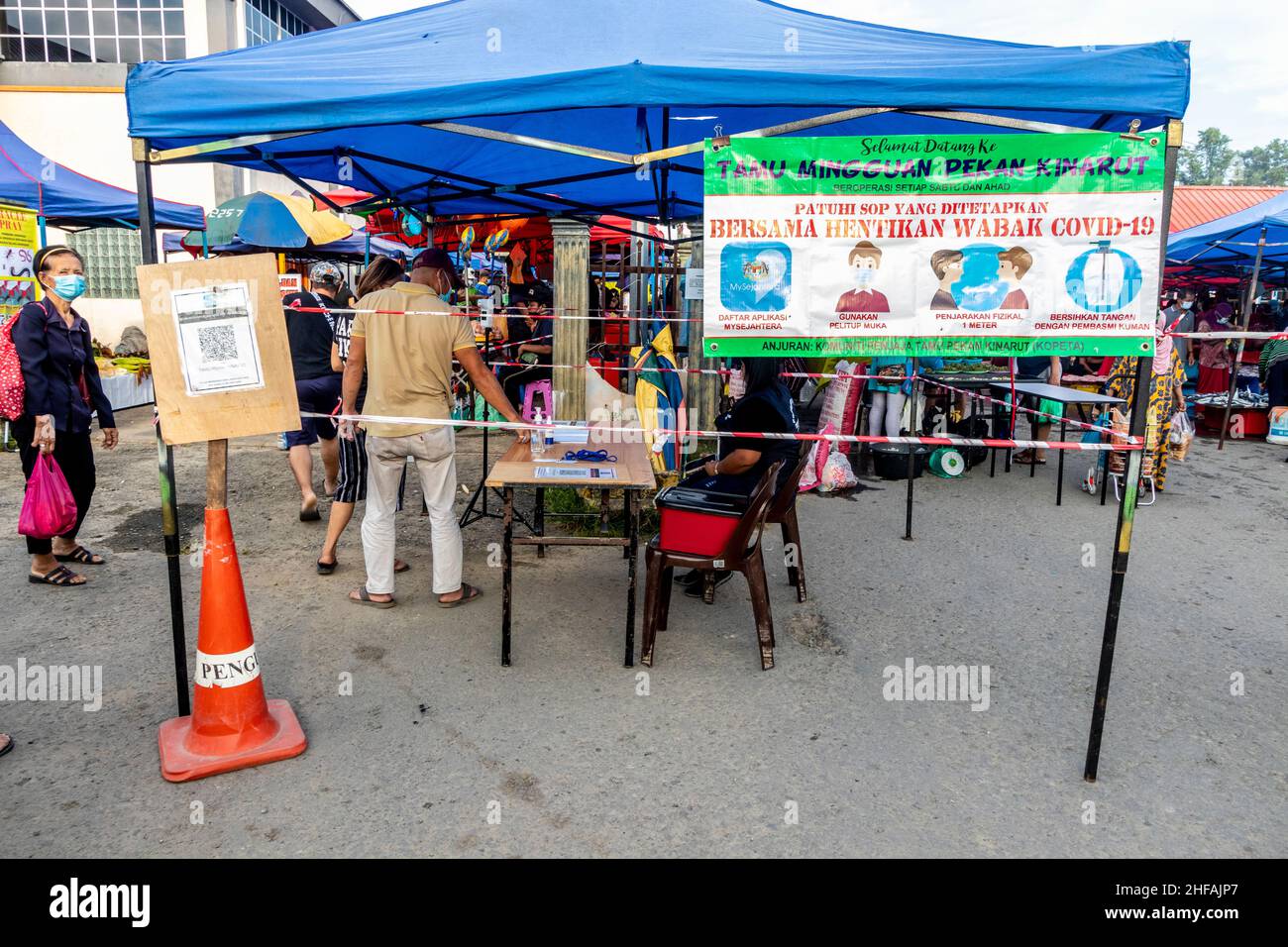 Kinarut market Sabah Borneo Malaysia Stock Photo - Alamy