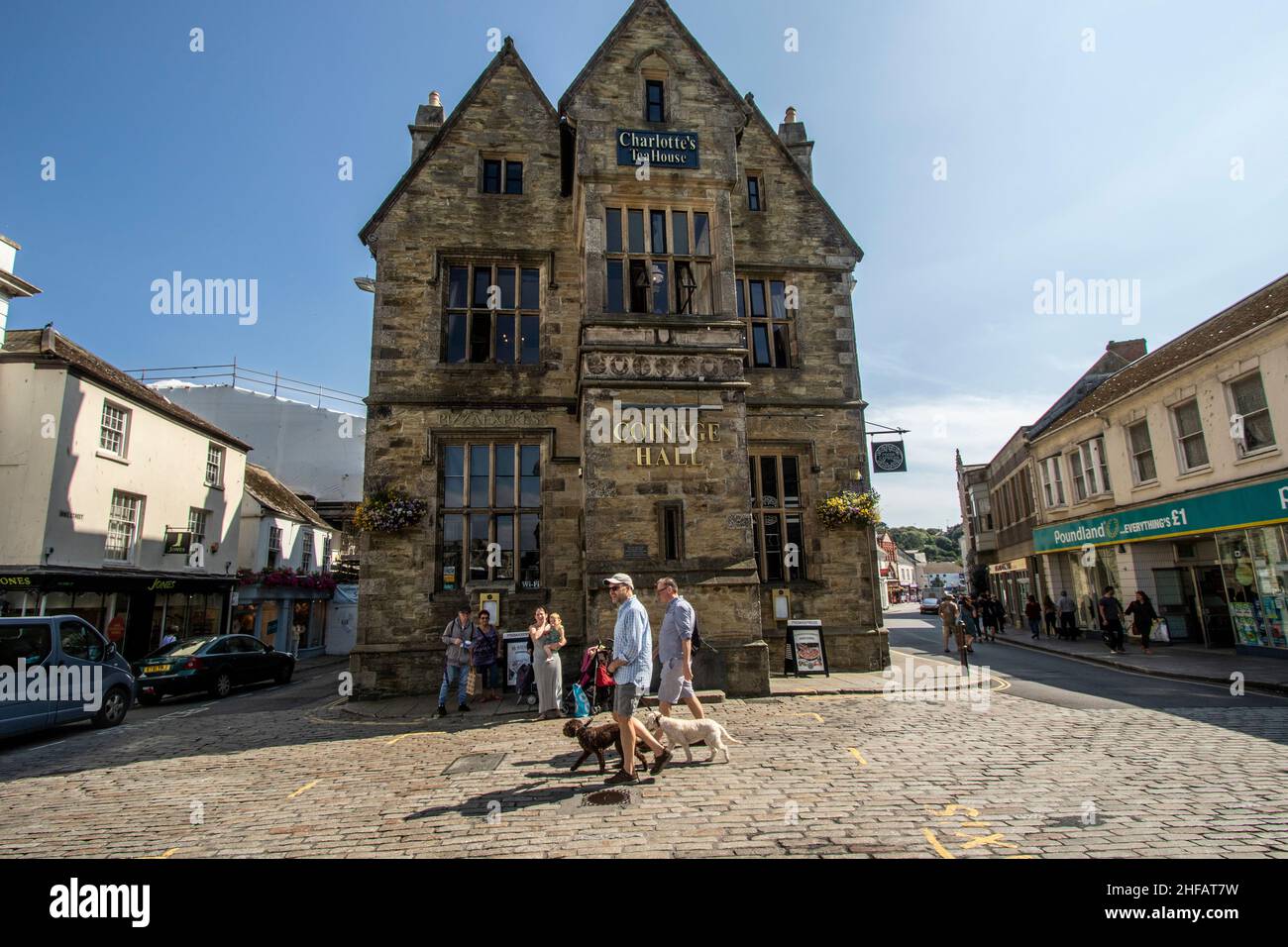 Cornwall truro buildings shops hi-res stock photography and images - Alamy