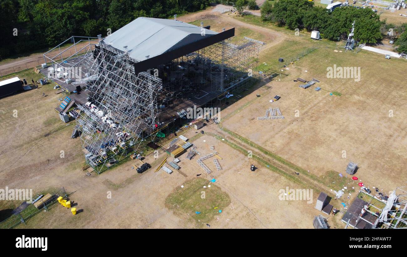 outdoor stage steel structure setting Stock Photo - Alamy