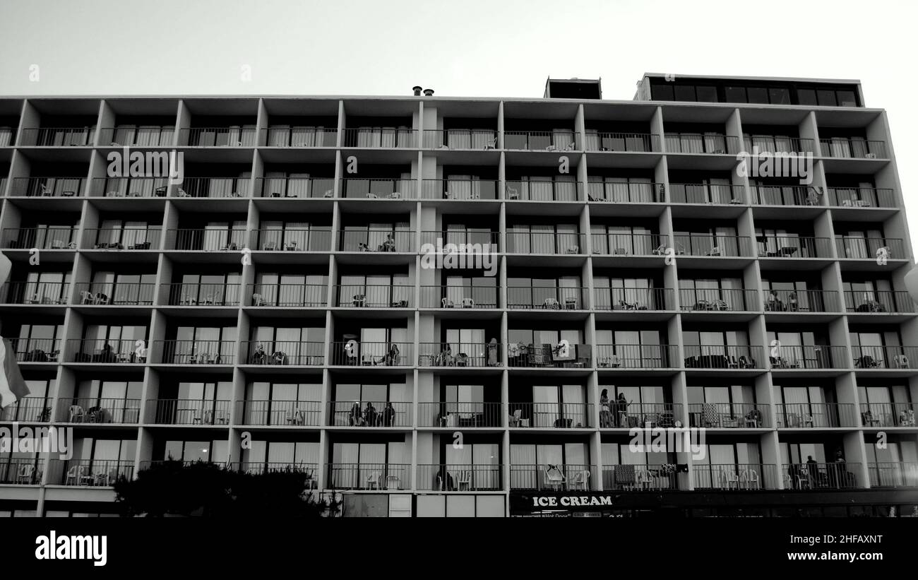 Sea facing balcony hi-res stock photography and images - Alamy