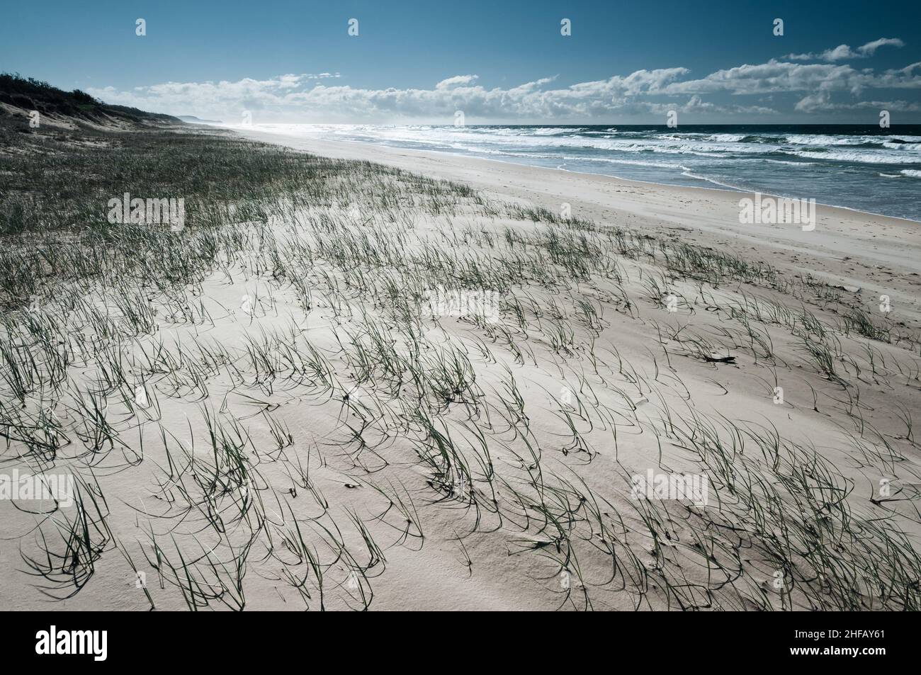 Castaways Beach at the beautiful Sunshine Coast Stock Photo - Alamy
