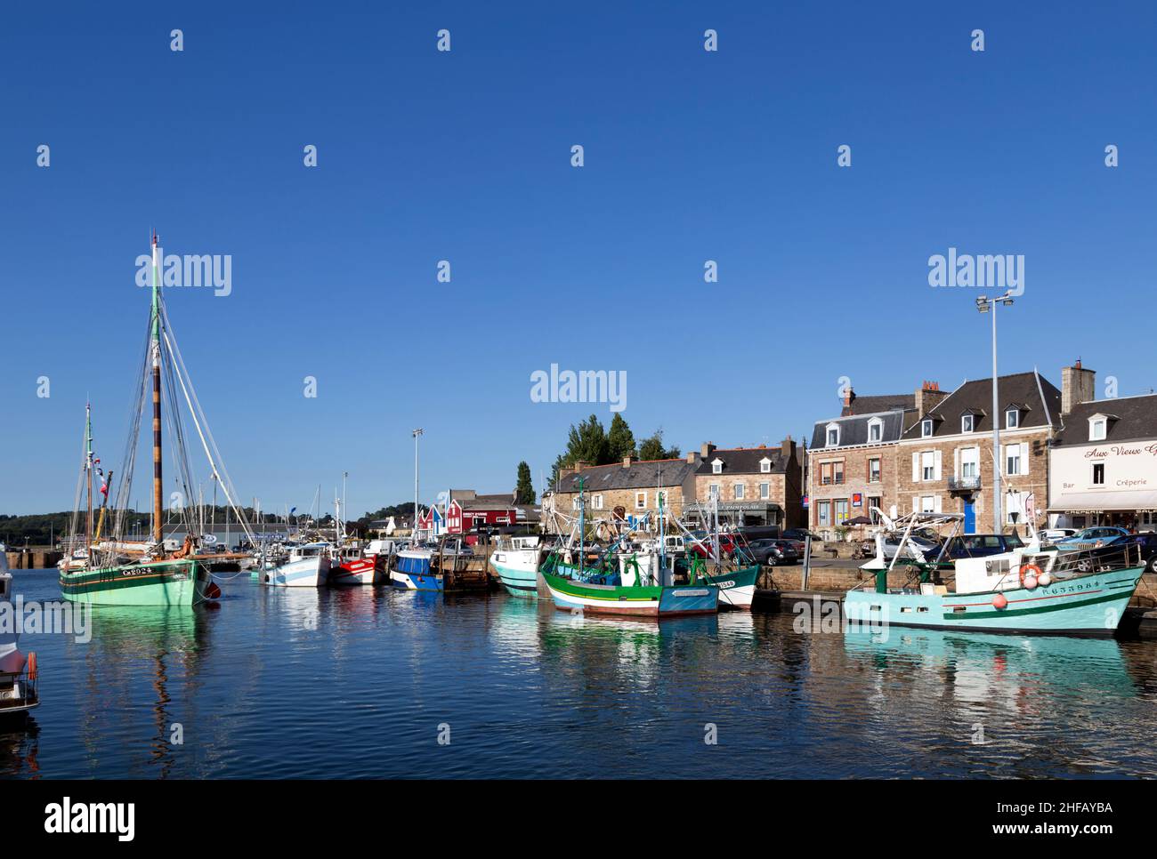 The Port of Paimpol in the heart of the city. Brittany, Cotes-d'Armor ...