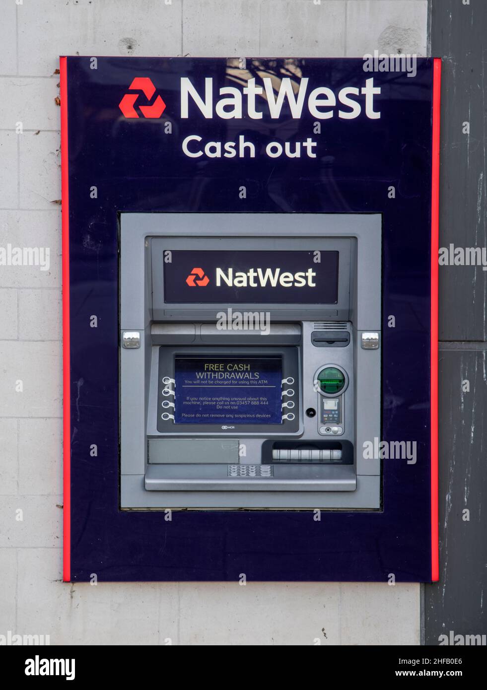 Natwest atm hi-res stock photography and images - Alamy