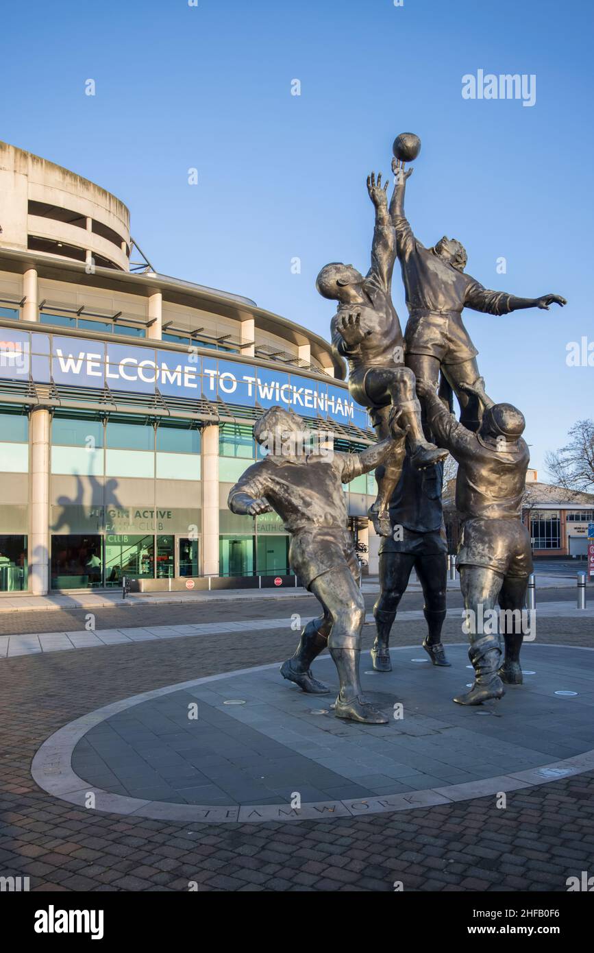 Twickenham sculpture hi-res stock photography and images - Alamy