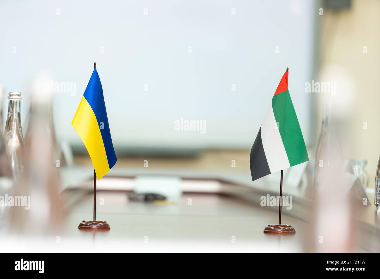 Emirates ukraine flag hi-res stock photography and images - Alamy