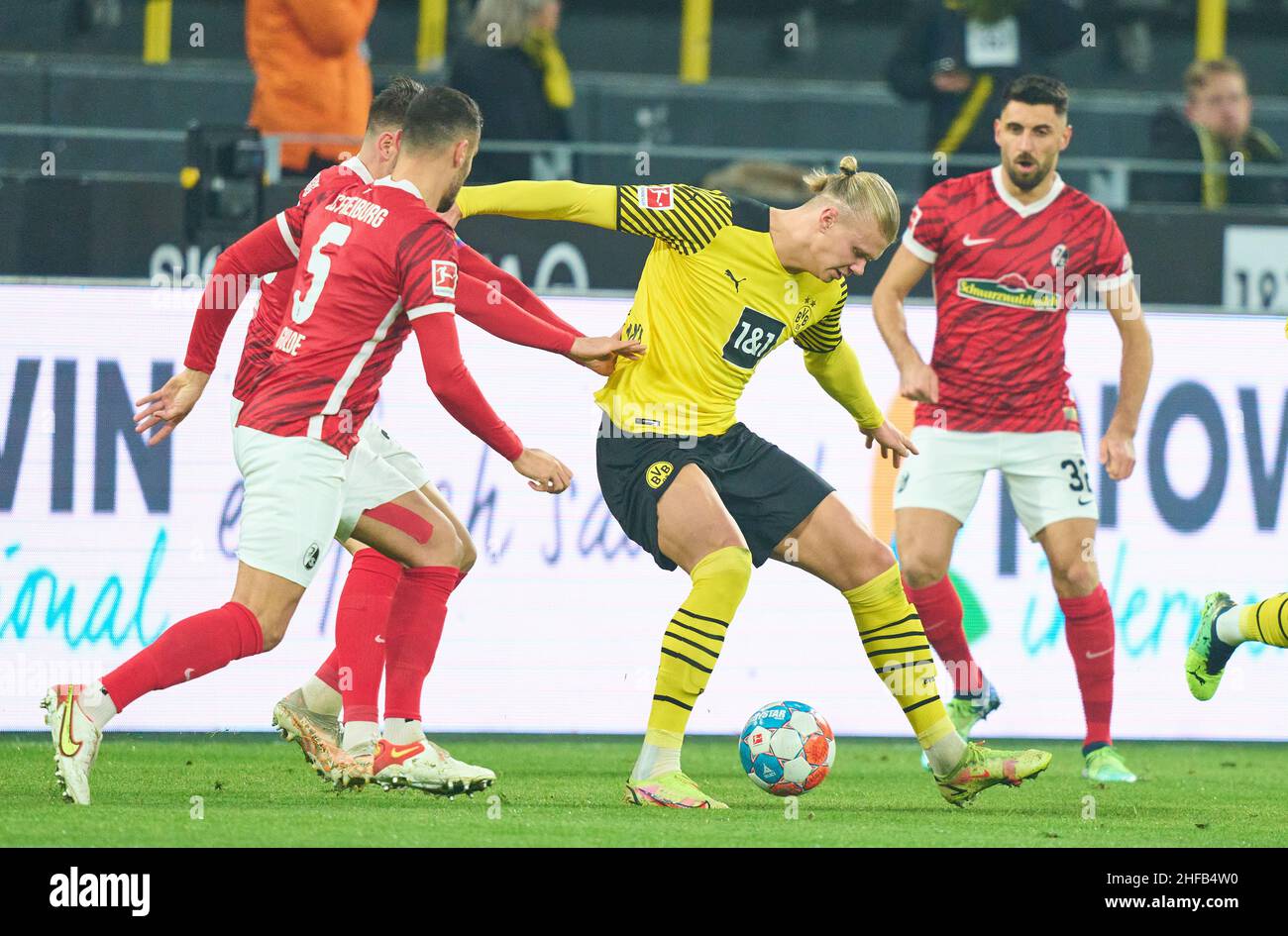 Erling Haaland High Resolution Stock Photography and Images - Alamy