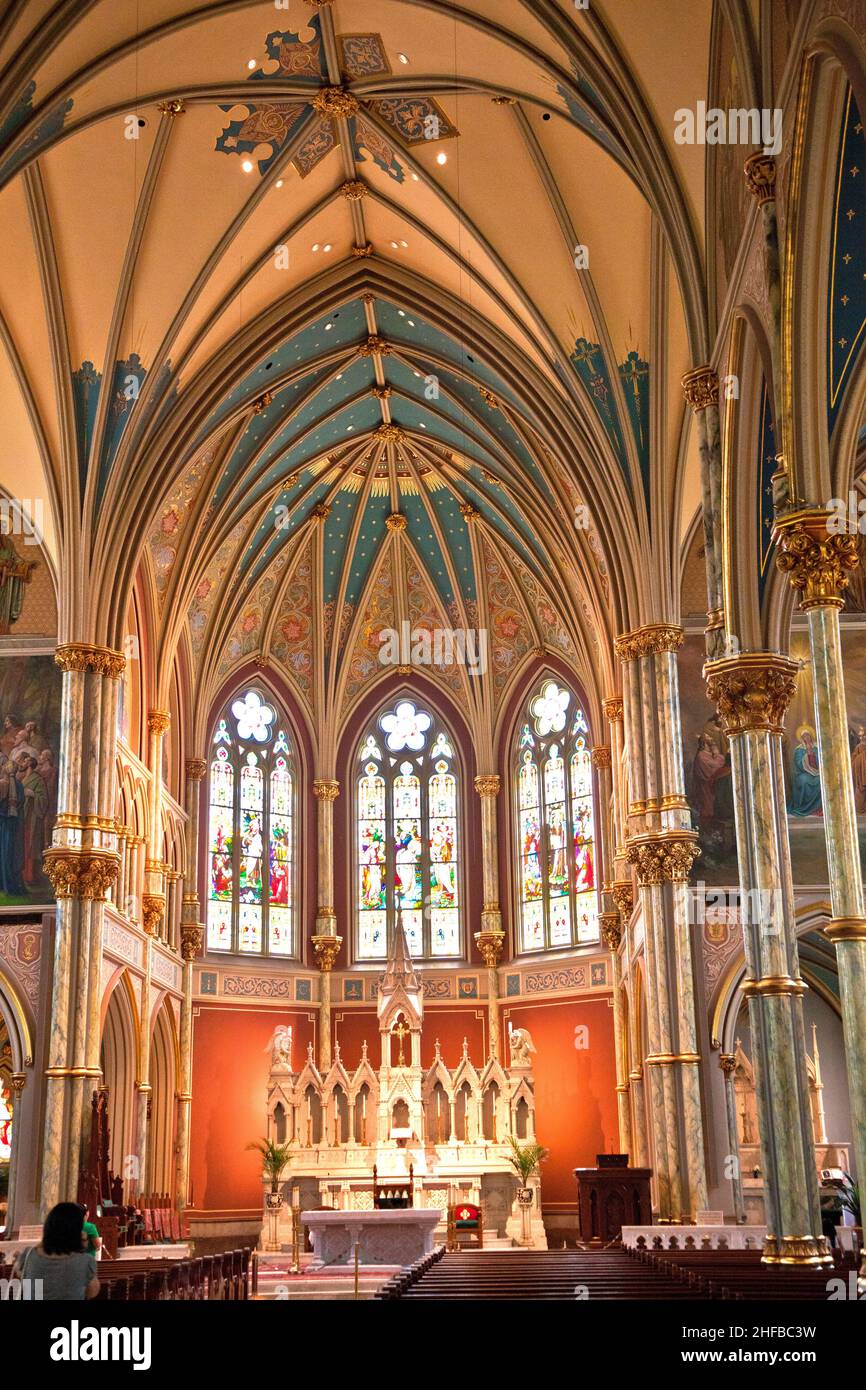 catholic church in Savannah Stock Photo - Alamy