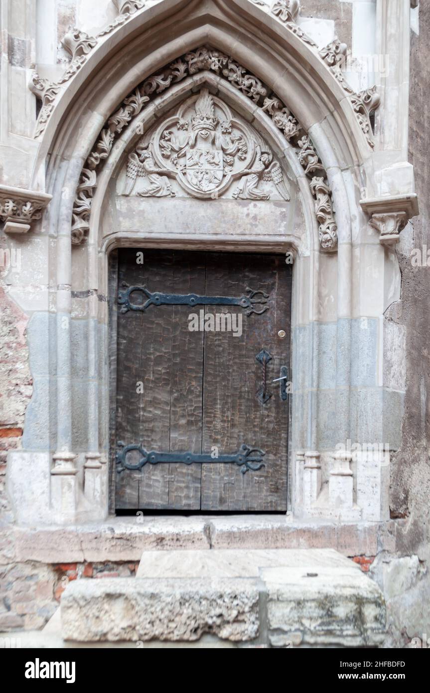 Curved top hi-res stock photography and images - Alamy